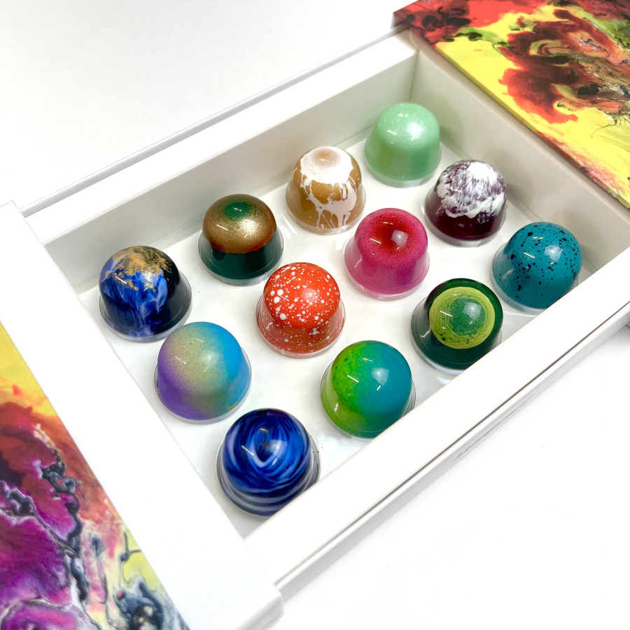 Caramel Collection Box - 12 Chocolates | Cazaar